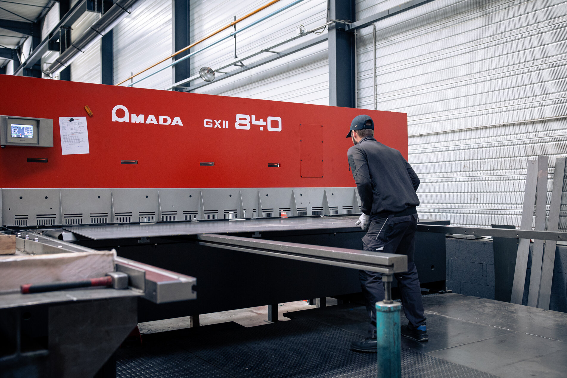 Nouvelle machine AMADA pour le cisaillage guillotine